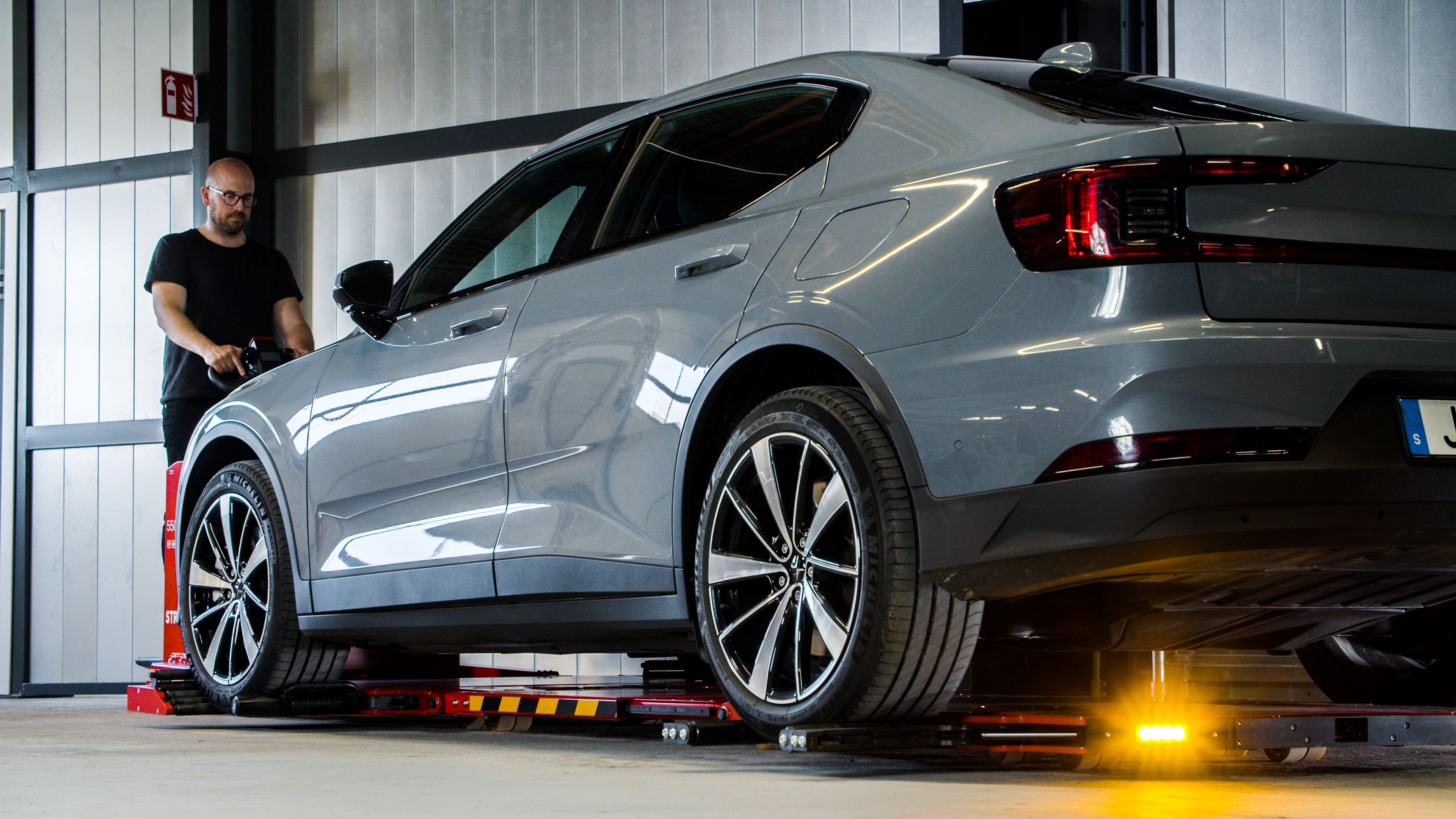 Stringo Introduces New Four-Wheel Mover (4WM) Product to Address Electric Vehicle (EV ...